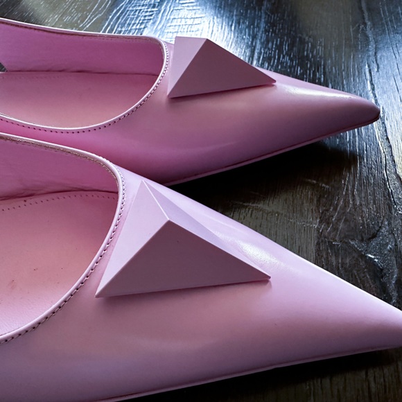 Scanlan Theodore | Shoes | Scanlan Theodore Slingback Flats | Poshmark